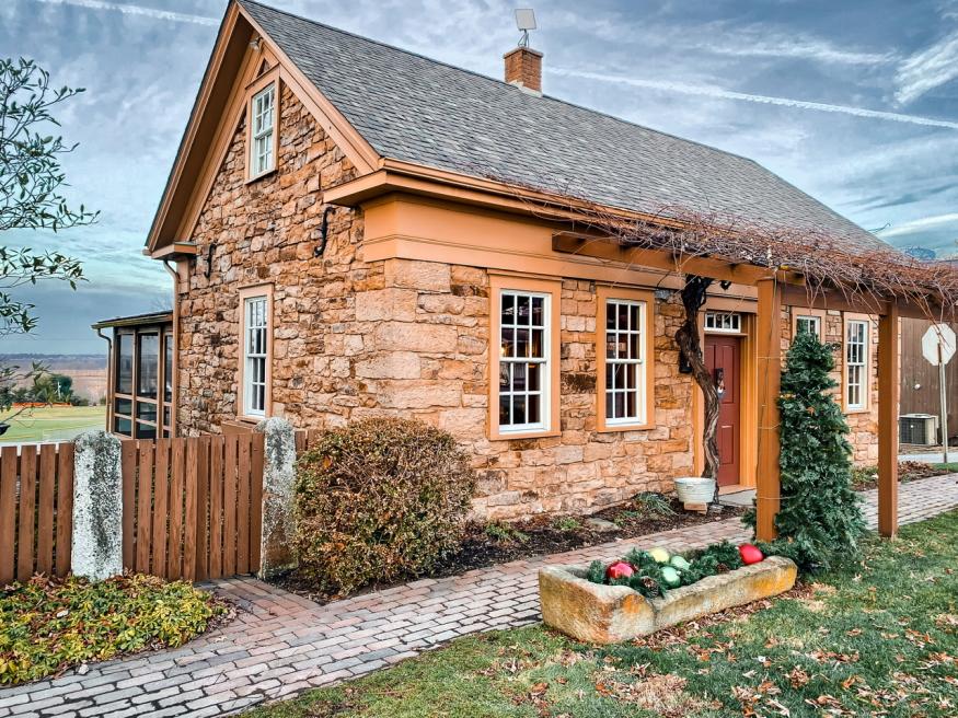 Stone Cottage Small House